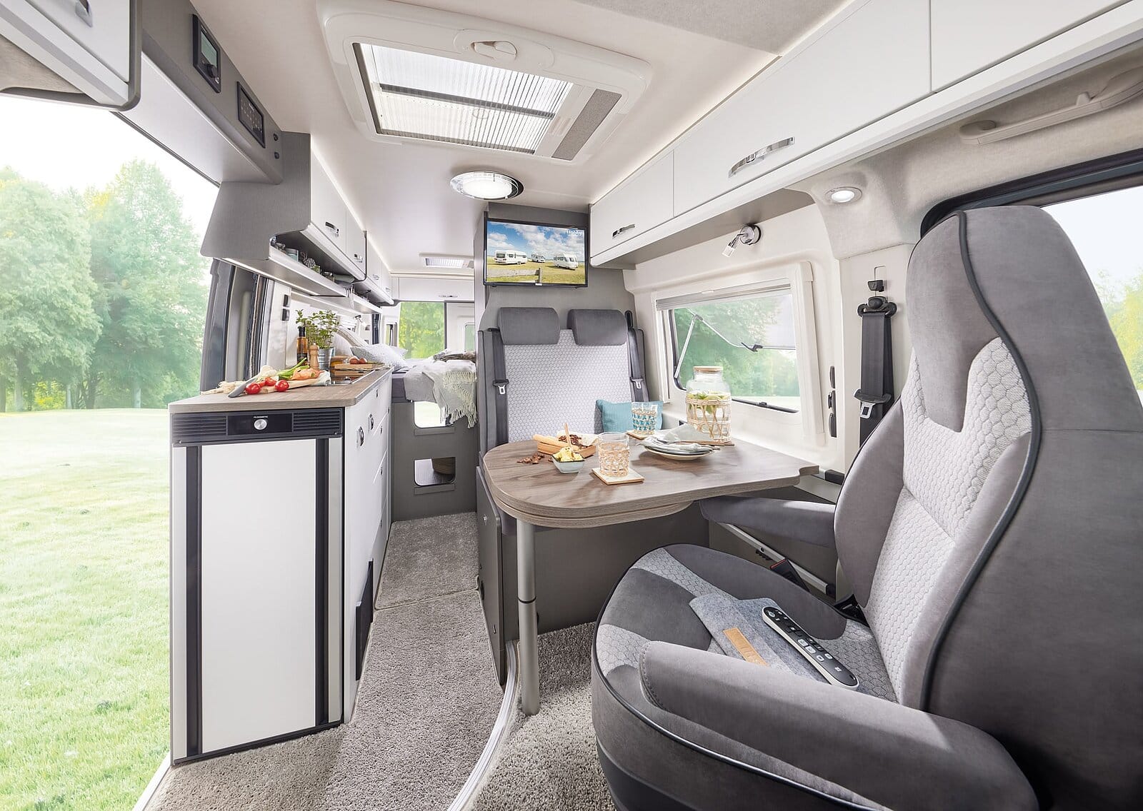 Fourgons et camping-cars Hobby : Ce que réserve la saison 2023 - Top ...