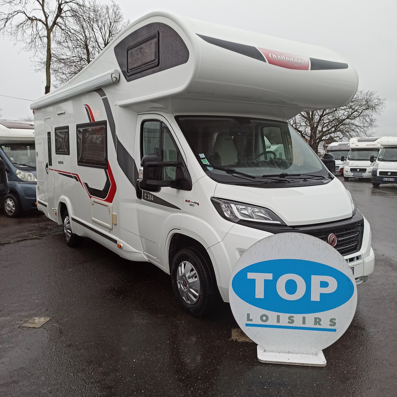 Vente de camping cars d'occasion | Top Loisirs Pau et Mont de Marsan